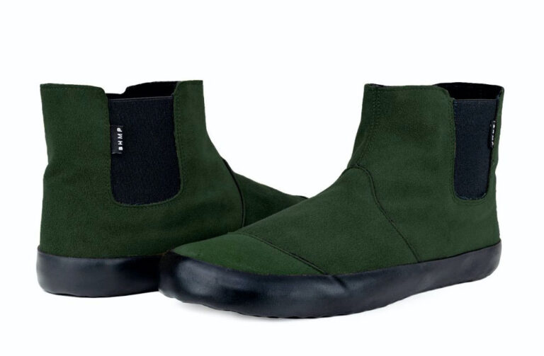 11 Best Barefoot Chelsea Boots: Foot-shaped and Flat